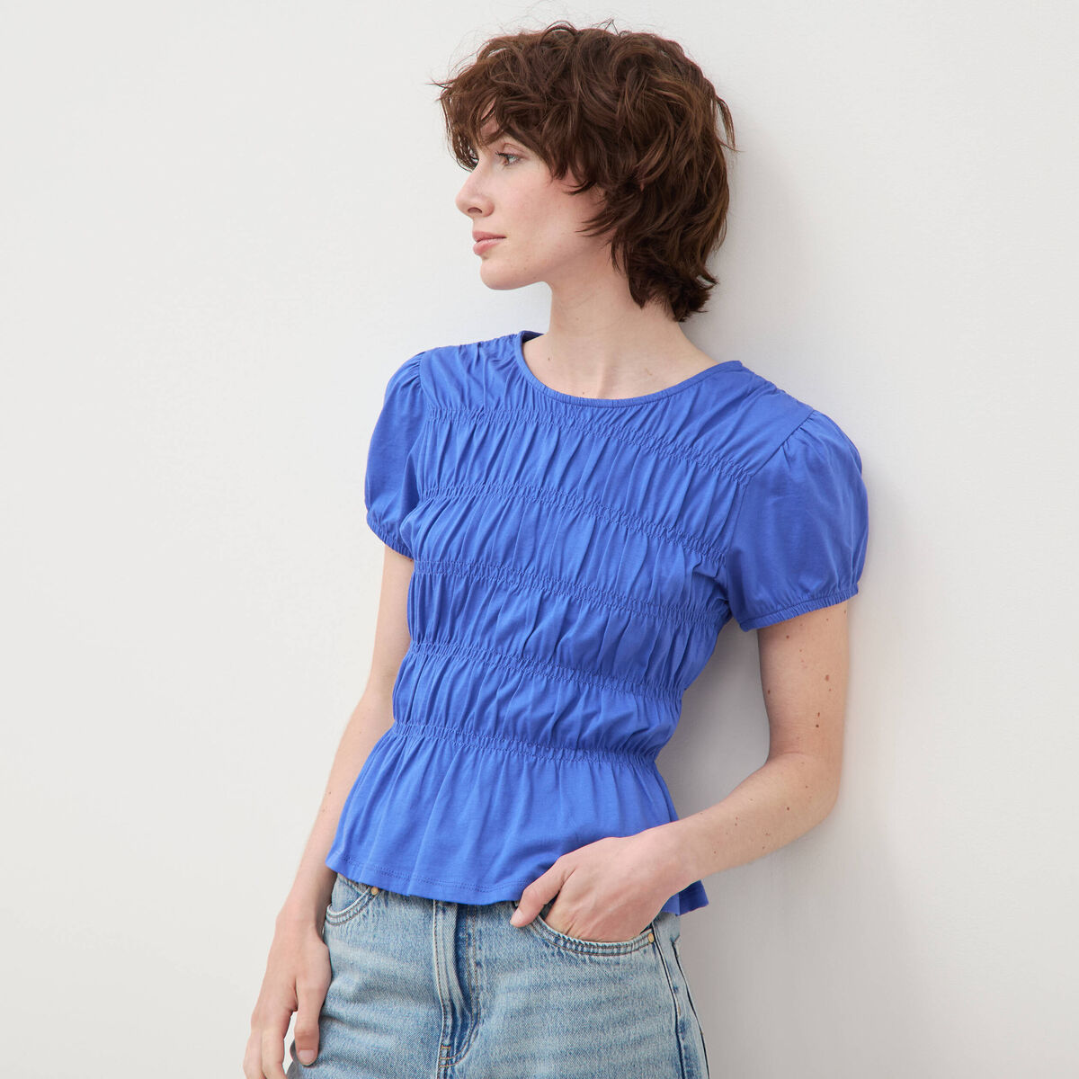 T-shirt froncé col rond manches courtes bleu electrique femme | Bonobo