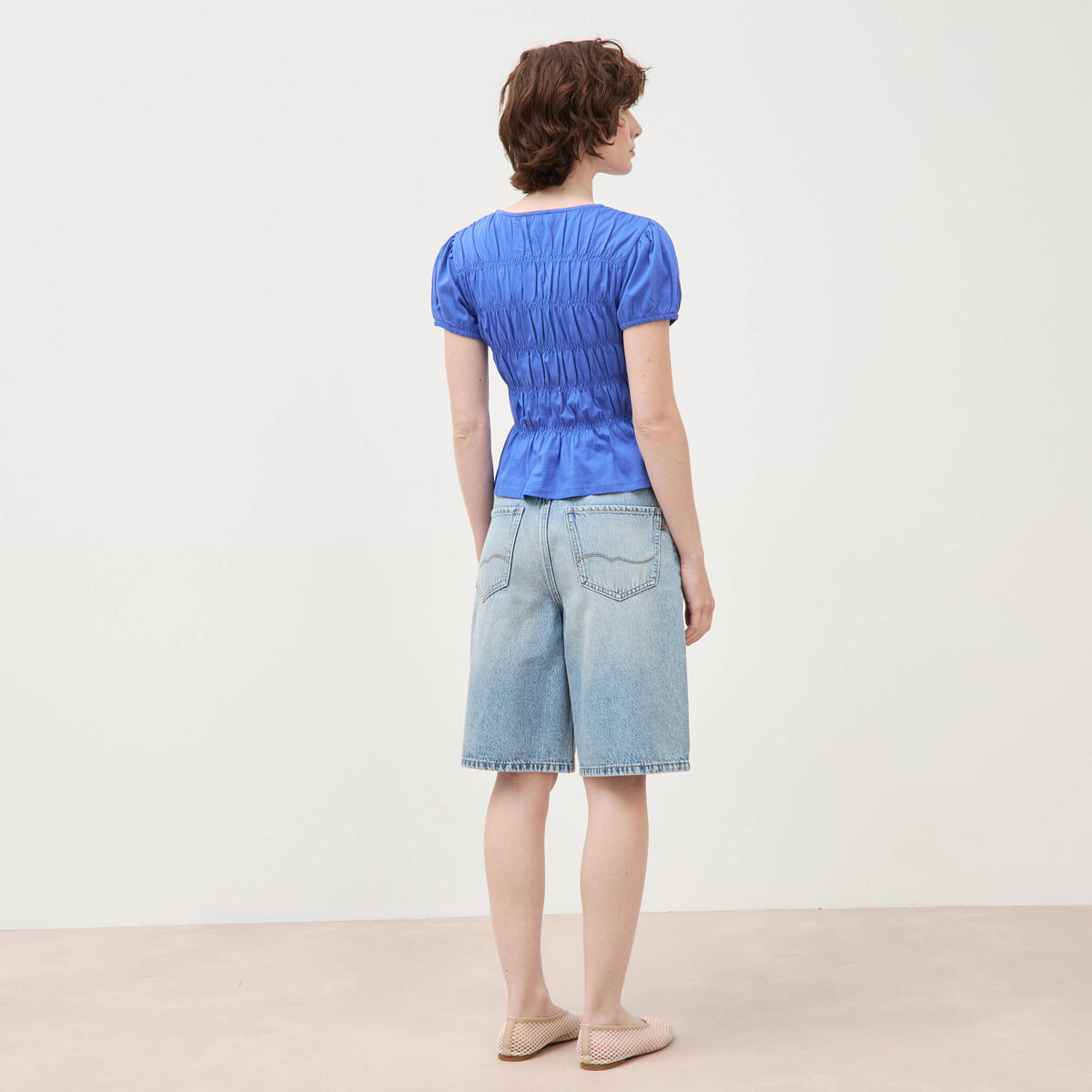 T-shirt froncé col rond manches courtes bleu electrique femme | Bonobo