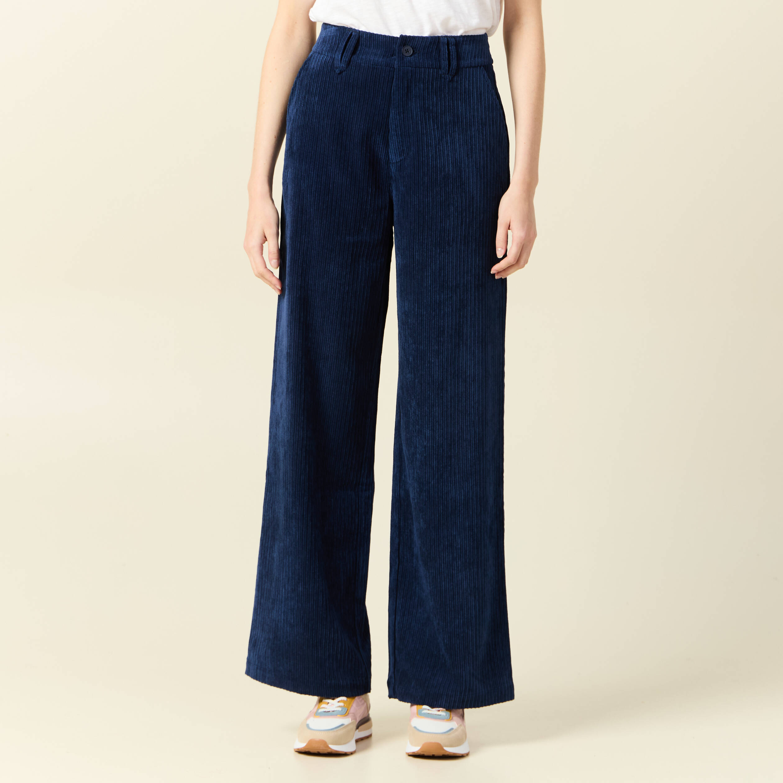 Pantalon large velours pinces bleu marine femme | Bonobo