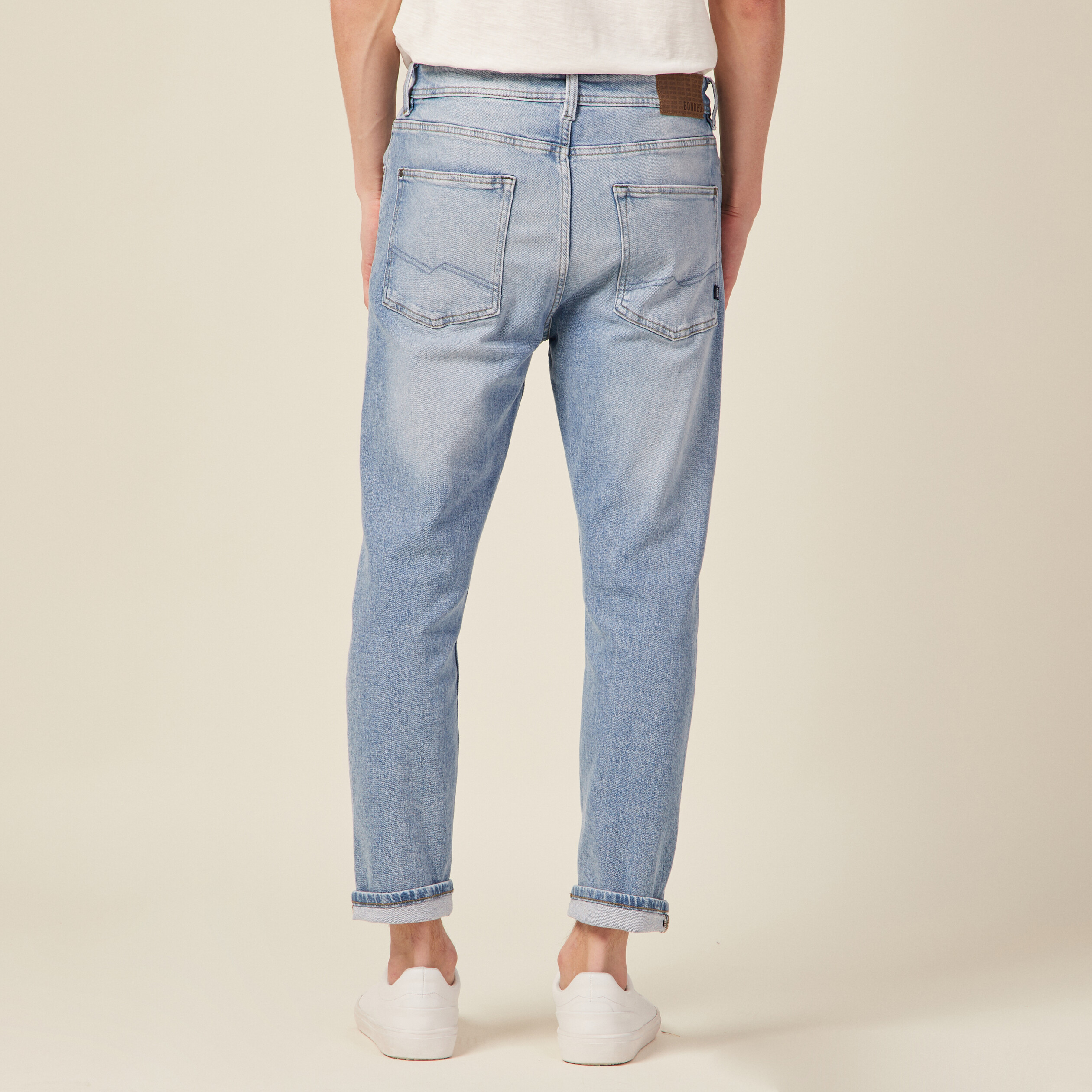Jeans tapered 5 poches denim bleach homme | Bonobo